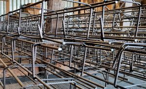 Castillo en construcción ¿Qué es y cuál es su función? | Panel y Acanalados